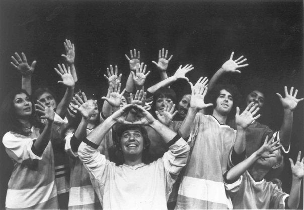 Deaf Performers Redefining Theater: Pioneers in ASL & Inclusivity ...